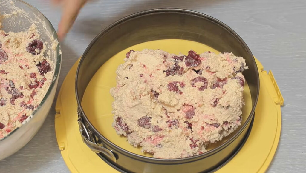 Tort fara coacere cu zmeura congelata- Foarte gustos si usor de facut ...