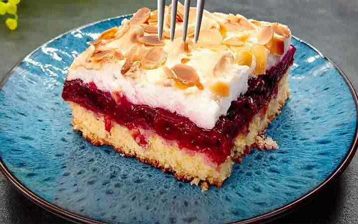 Cu putin lapte, oua, gris si ciocolata putem face cel mai delicios ...